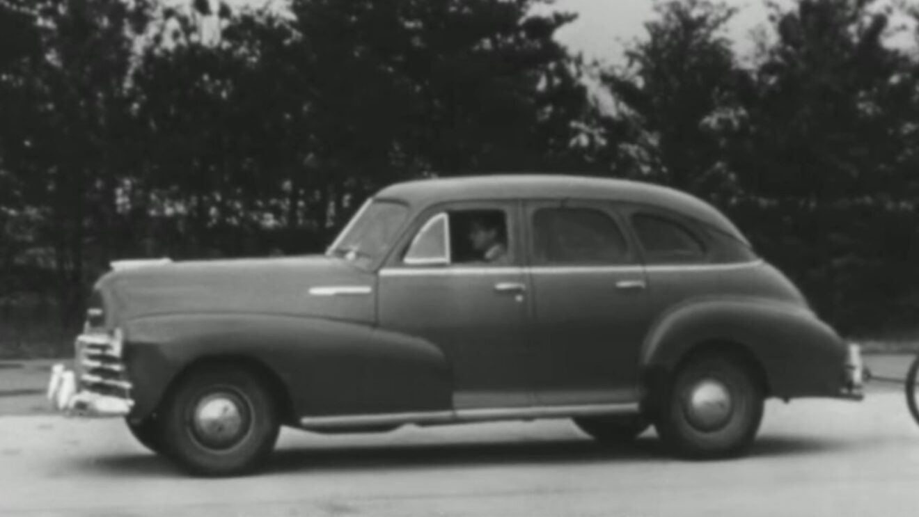 Watch Chevy Flex Its Post-WWII Muscles - The Auto Wire