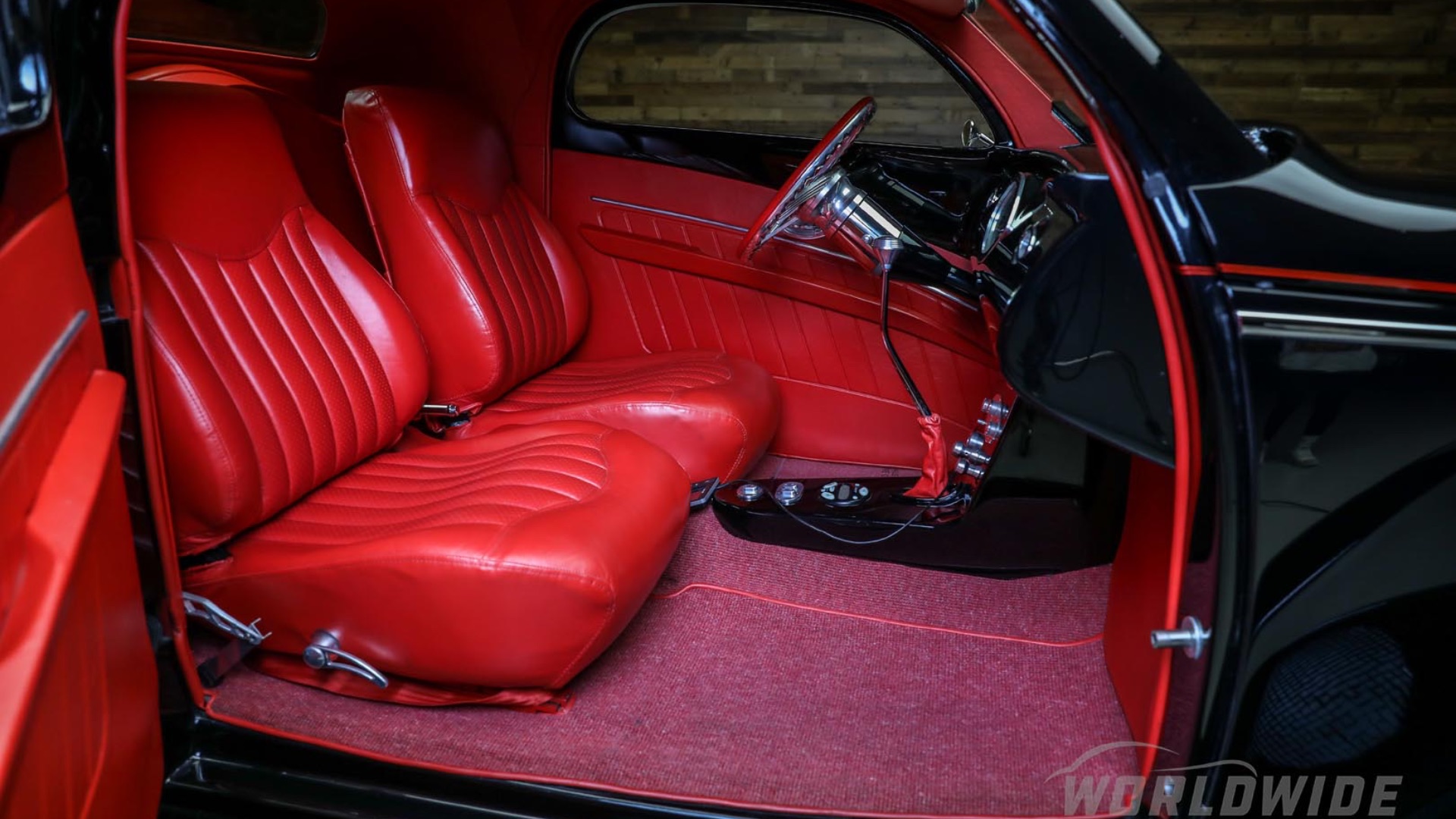 Worldwide Auctioneers Is Selling A Custom 450-HP 1937 Ford Deco Rod ...