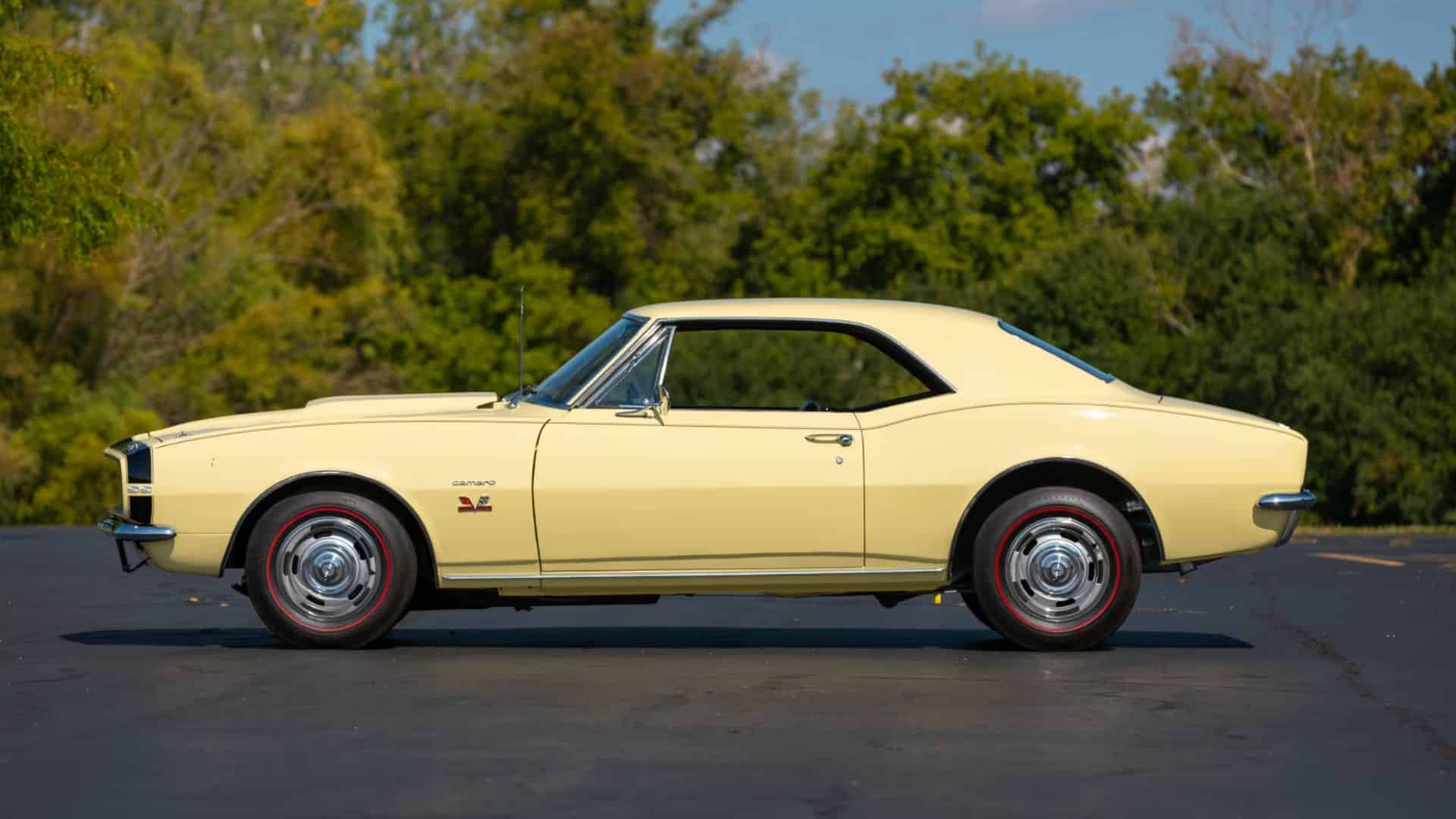 Mecum Is Selling A 1967 Yenko Super Camaro 450 At Its Kissimmee Auction ...