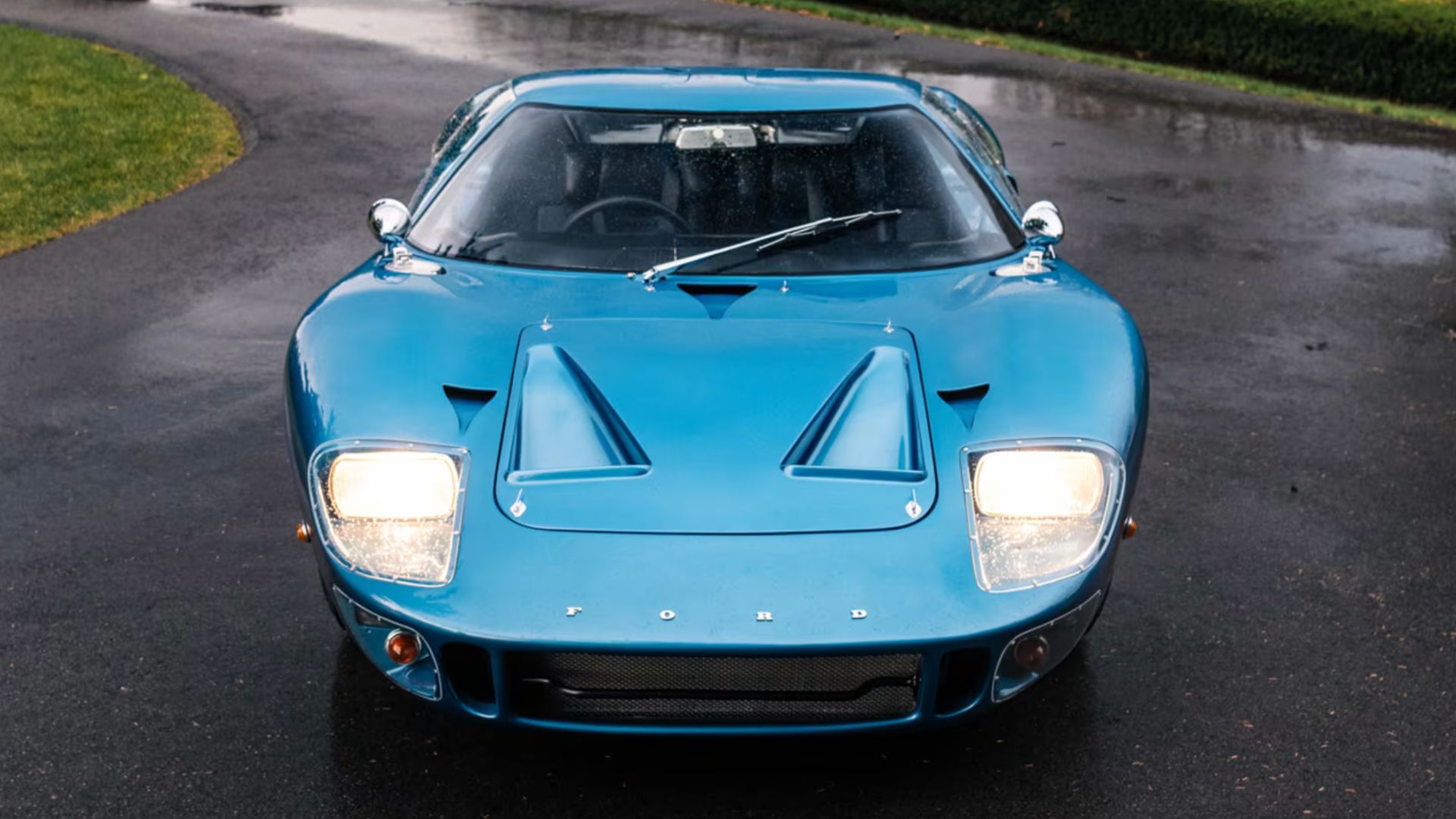 Rare Road Version 1966 Ford GT40 Mk I Is One Of 30 Ever Produced - The ...