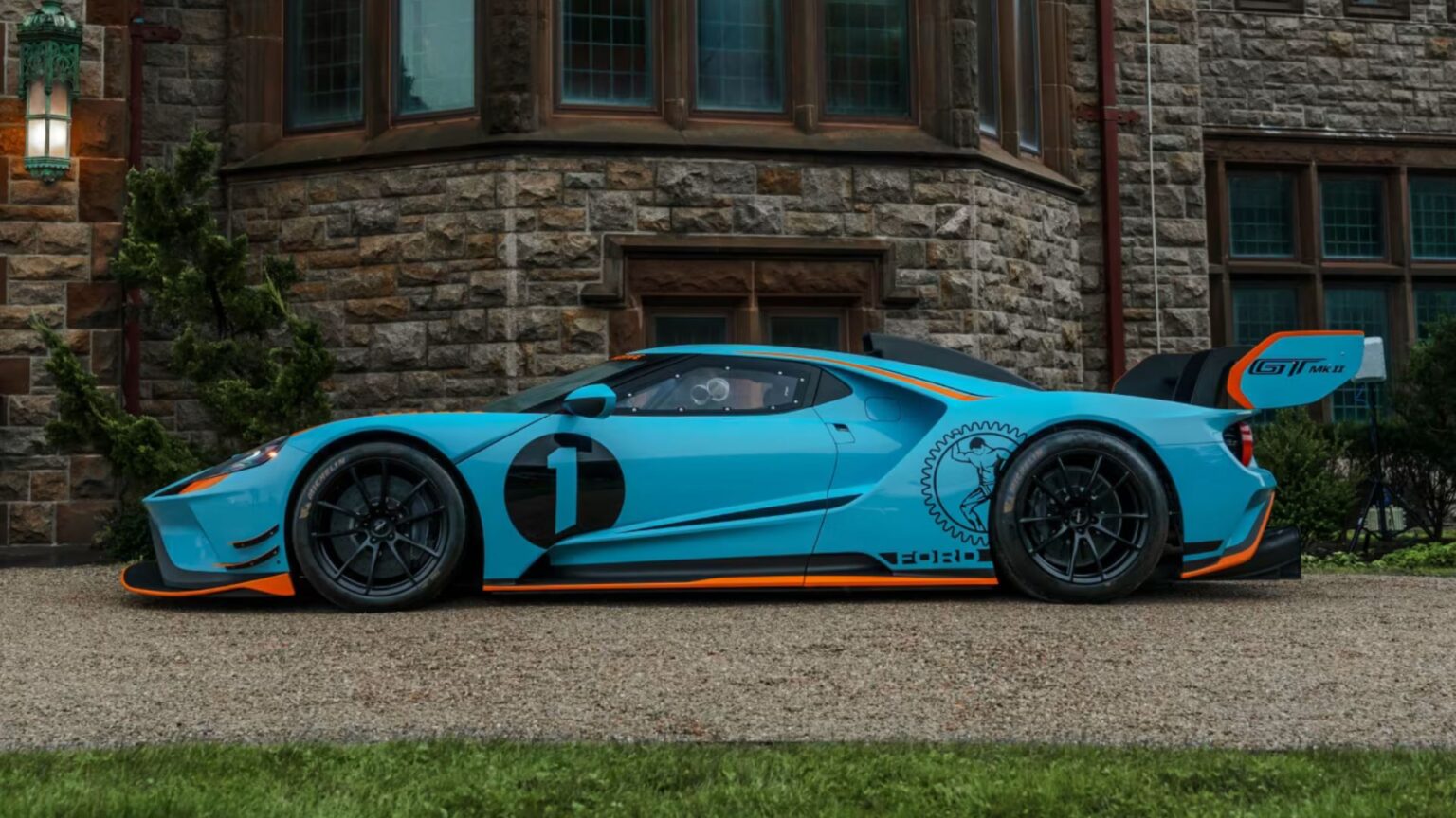32-Mile 2020 Ford GT Features A Unique Livery And Even An Air Jacking ...
