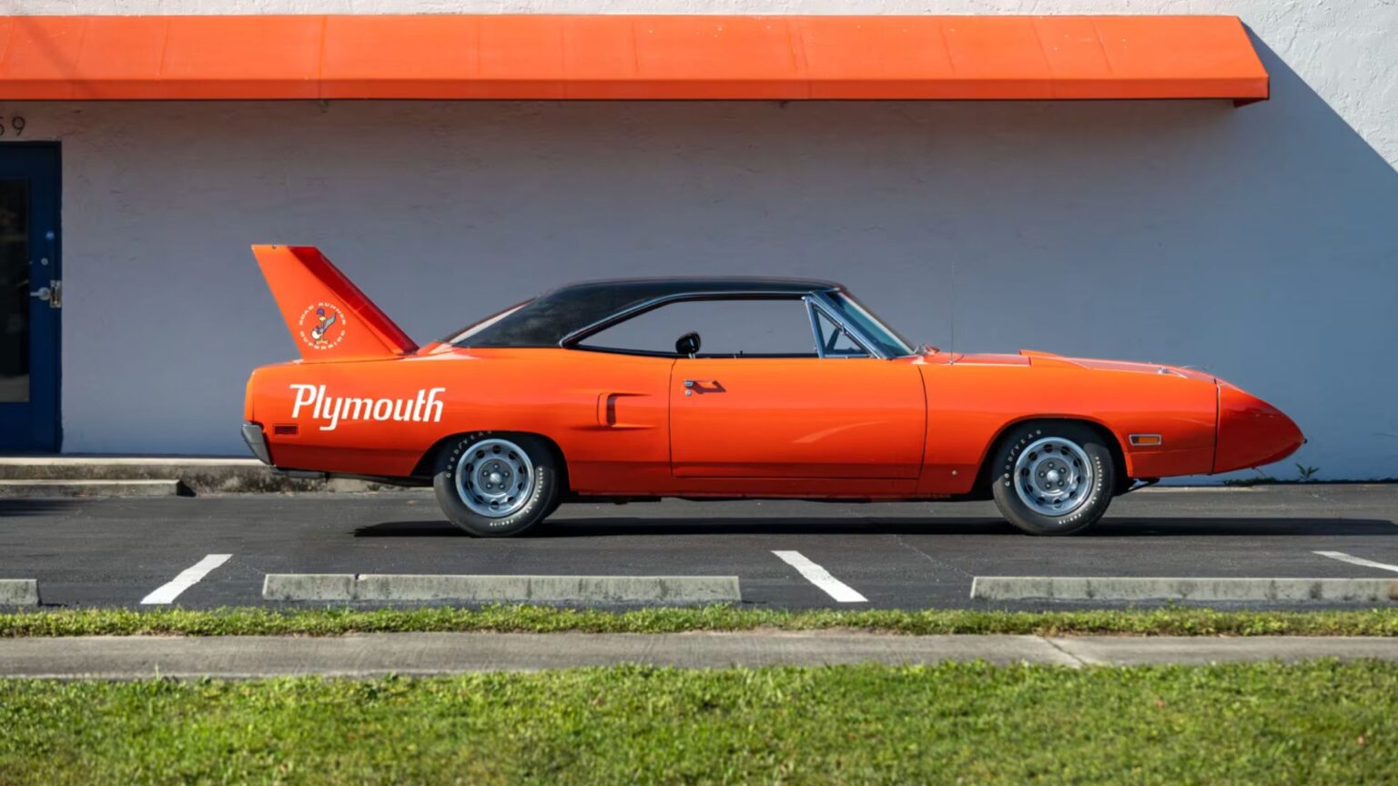 With Just 5,444 Miles From New, This Unrestored Superbird Is Selling At ...