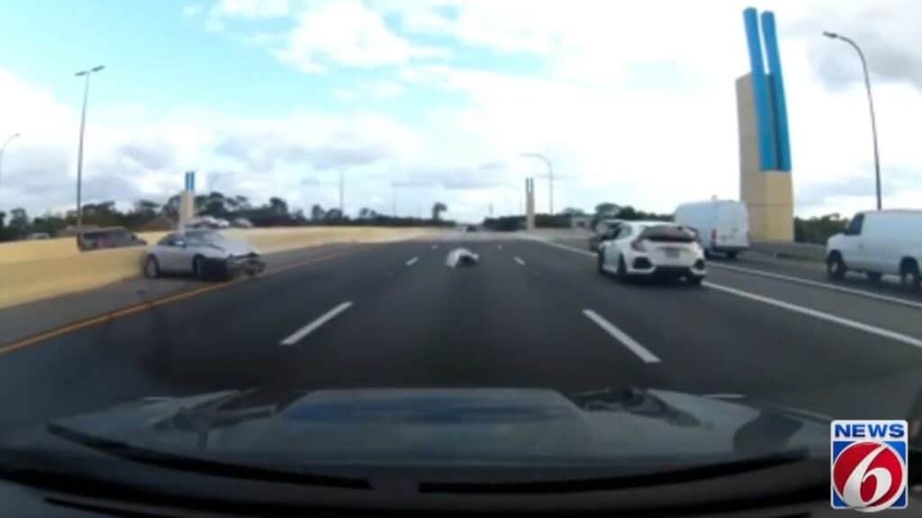 Porsche 911 Driver Learns About Oversteer - The Auto Wire