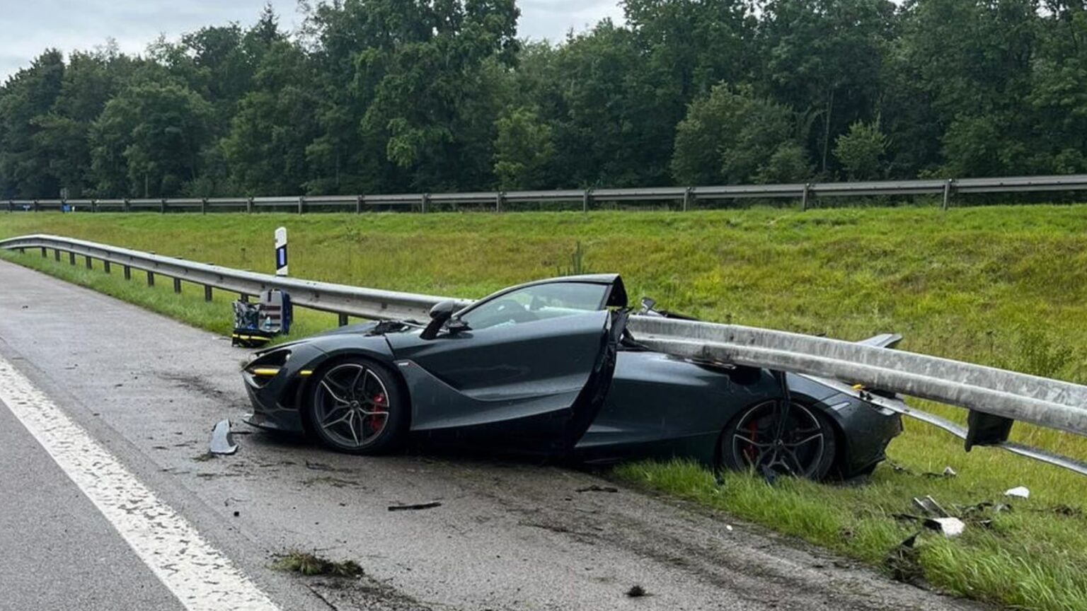 McLaren 720S Driver Miraculously Survives Horror Crash - The Auto Wire